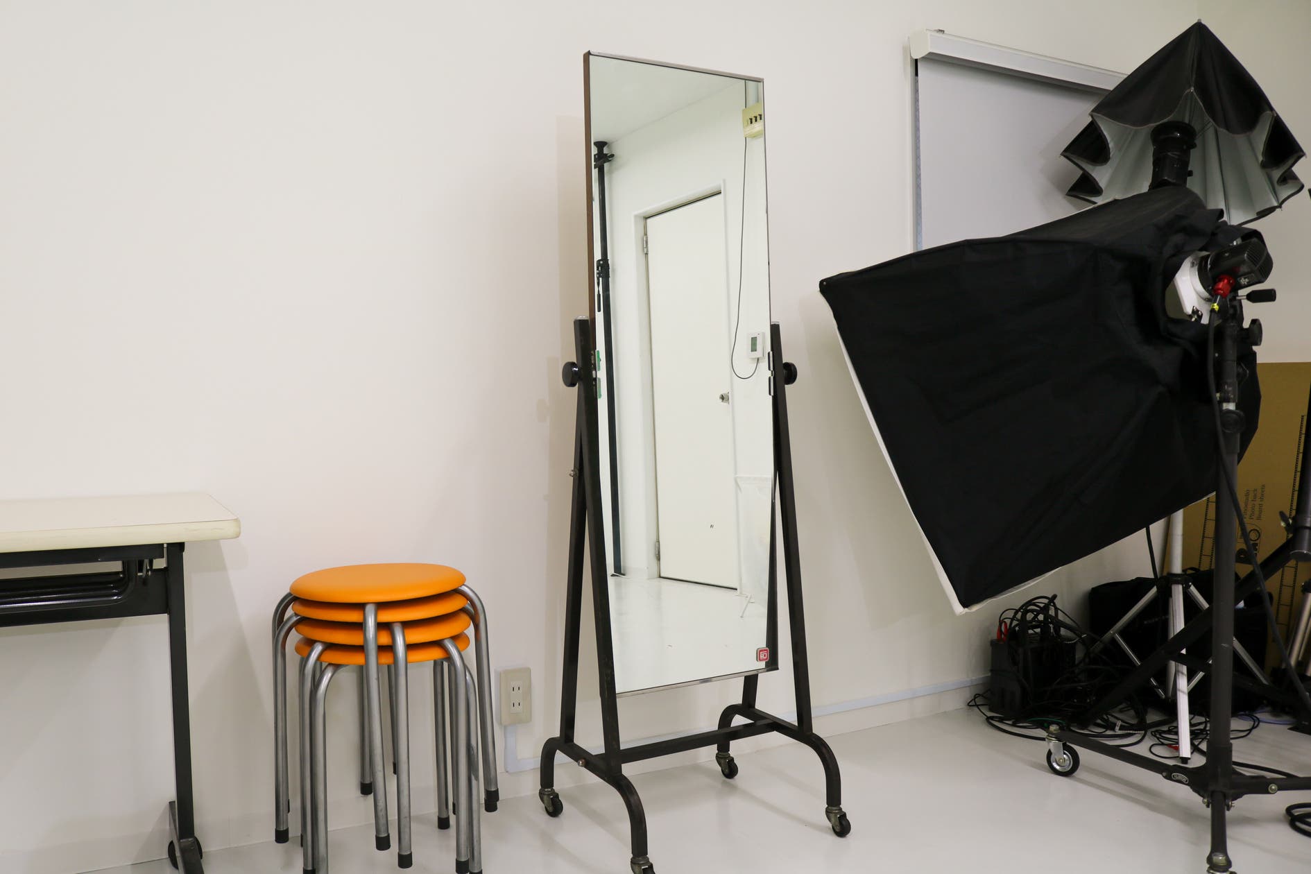 【nino studio/大阪・森ノ宮駅徒歩3分】閑静な場所に位置するLIVE配信ができるレンタルスタジオの写真16