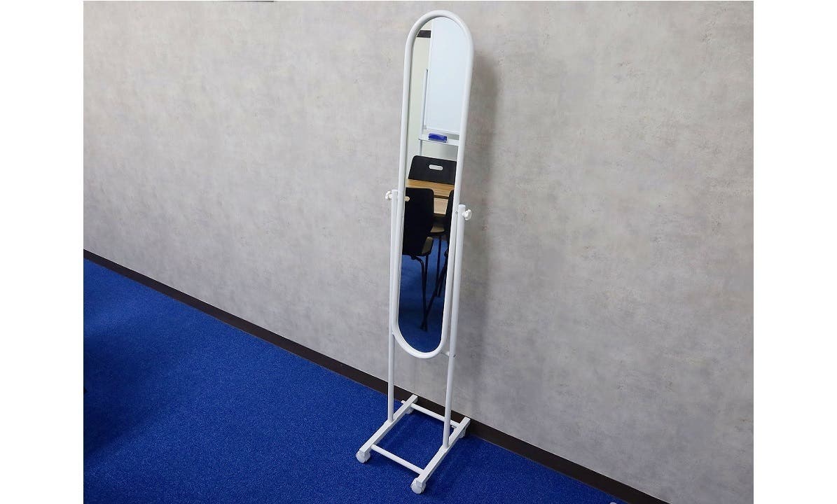 【無料・光＋WiFi6、55インチ4Kモニター】八丁堀駅A1、B3出口より徒歩１分！何でも使える多目的スペース！の写真16