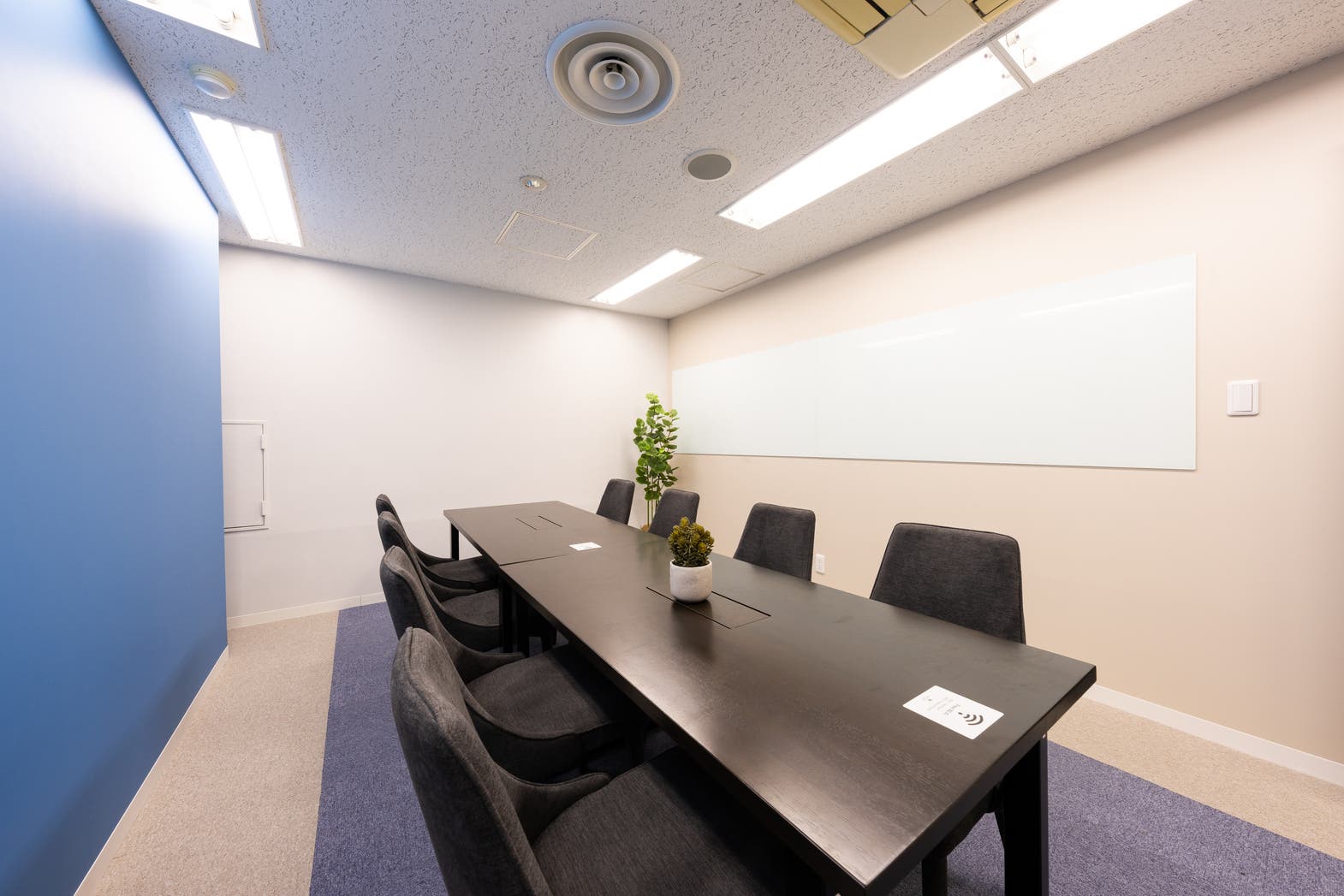 駅直結！横浜駅徒歩30秒｜最大8名｜ビジネス、懇親会の利用に最適！ルーム『クミン』※旧4Bの写真1