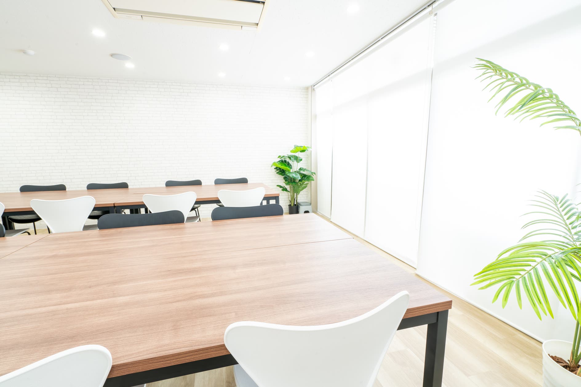 スペモ📚駅徒歩1分🚶使い勝手抜群🍀100㌅ｽｸﾘｰﾝ📽417_THE-GREEN-WORKS大阪枚方_SPACE-Aの写真12