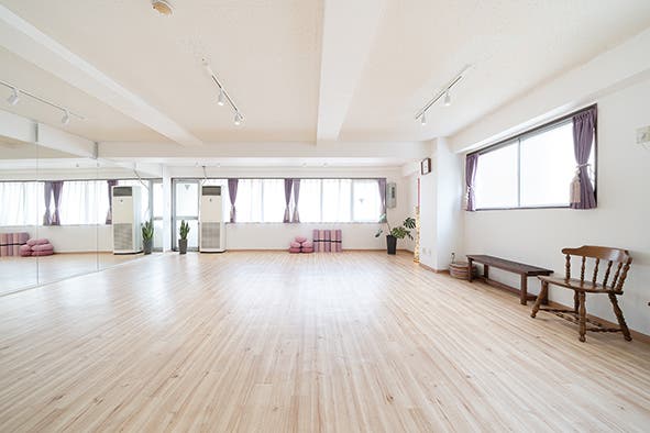 ✨駅近✨駐車場１台無料完備✨壁一面大型鏡！広さ55㎡✨ヨガ・ダンス・会議・各種教室・ママ会✨オシャレなスタジオ／南大塚駅の写真9