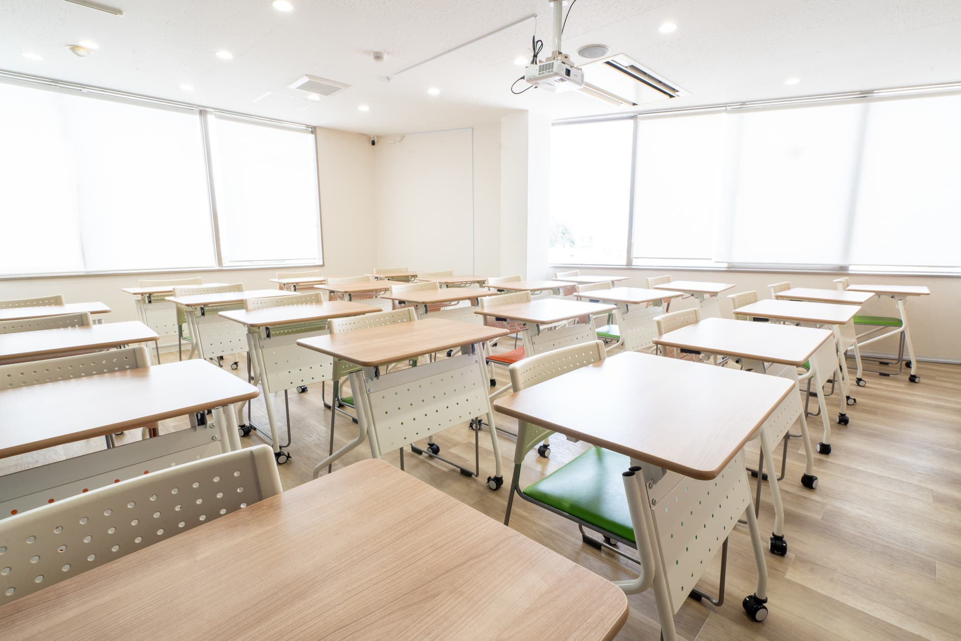 スペモ🌿駅1分🚶使い勝手抜群🍀高性能プロジェクター🎥418_THE-GREEN-WORKS大阪枚方_SPACE-Bの写真9