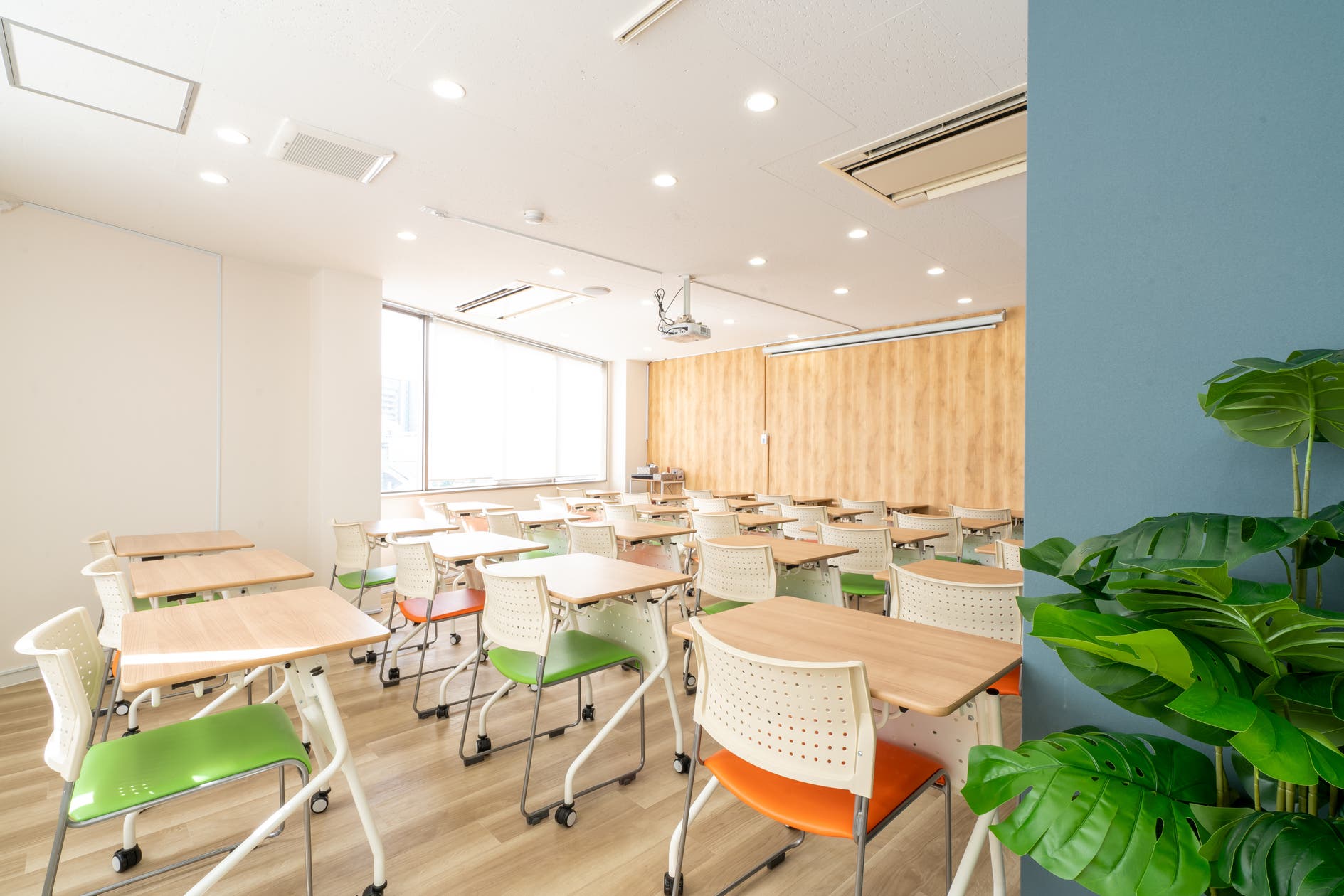 スペモ🌿駅1分🚶使い勝手抜群🍀高性能プロジェクター🎥418_THE-GREEN-WORKS大阪枚方_SPACE-Bの写真16