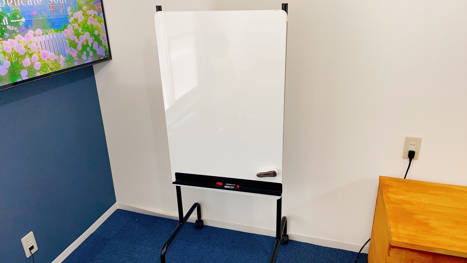 <中野駅徒歩7分個室マルチスペース＞研修/勉強会/会議/面接/WEB会議/Wi-Fi/ホワイトボード/モニタの写真20