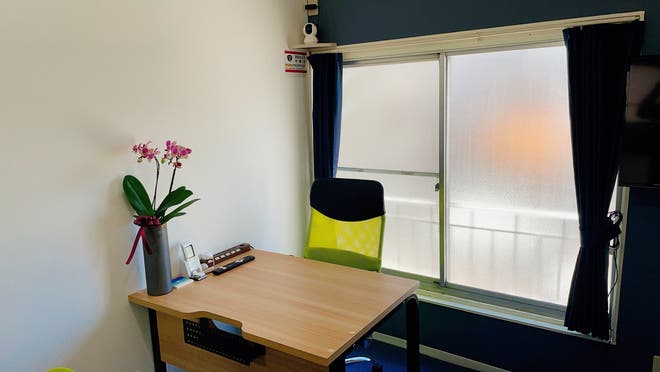 <中野駅徒歩7分個室マルチスペース>研修/勉強会/会議/面接/WEB会議/Wi-Fi/ホワイトボード/モニタの写真3