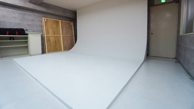 白ホリゾント&女優ミラーつき個室メイクルーム&同録にもオススメの撮影スタジオ📸の写真3