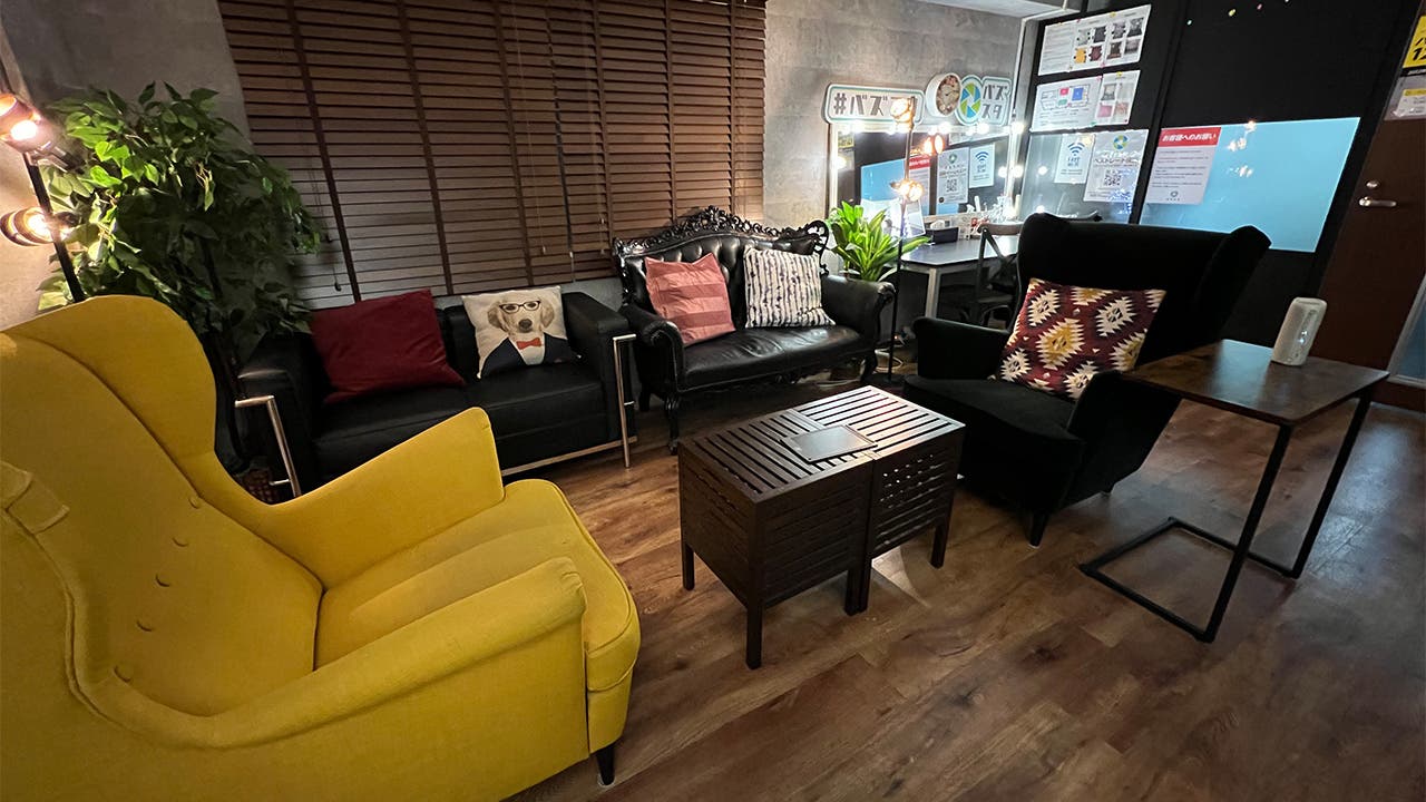 白ホリゾント＆女優ミラーつき個室メイクルーム＆同録にもオススメの撮影スタジオ📸の写真7