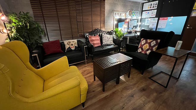 白ホリゾント&女優ミラーつき個室メイクルーム&同録にもオススメの撮影スタジオ📸の写真7