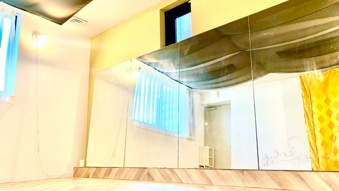 【浅草橋駅徒歩1分】 ダンス・演劇・ヨガ・撮影等☆新築・最上階☆ジャンプや声出しもOK☆の写真1