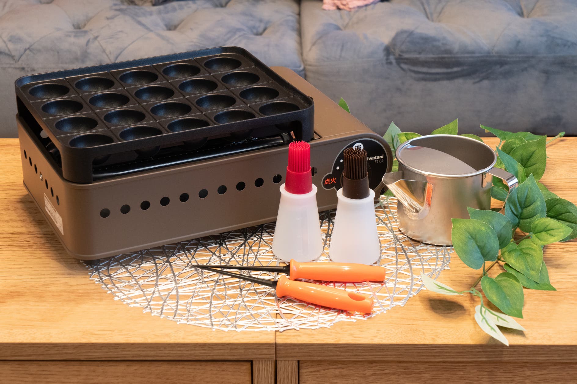 Iwatani 本格たこ焼き器(1台/炎たこ/カセットガス付き)の画像2