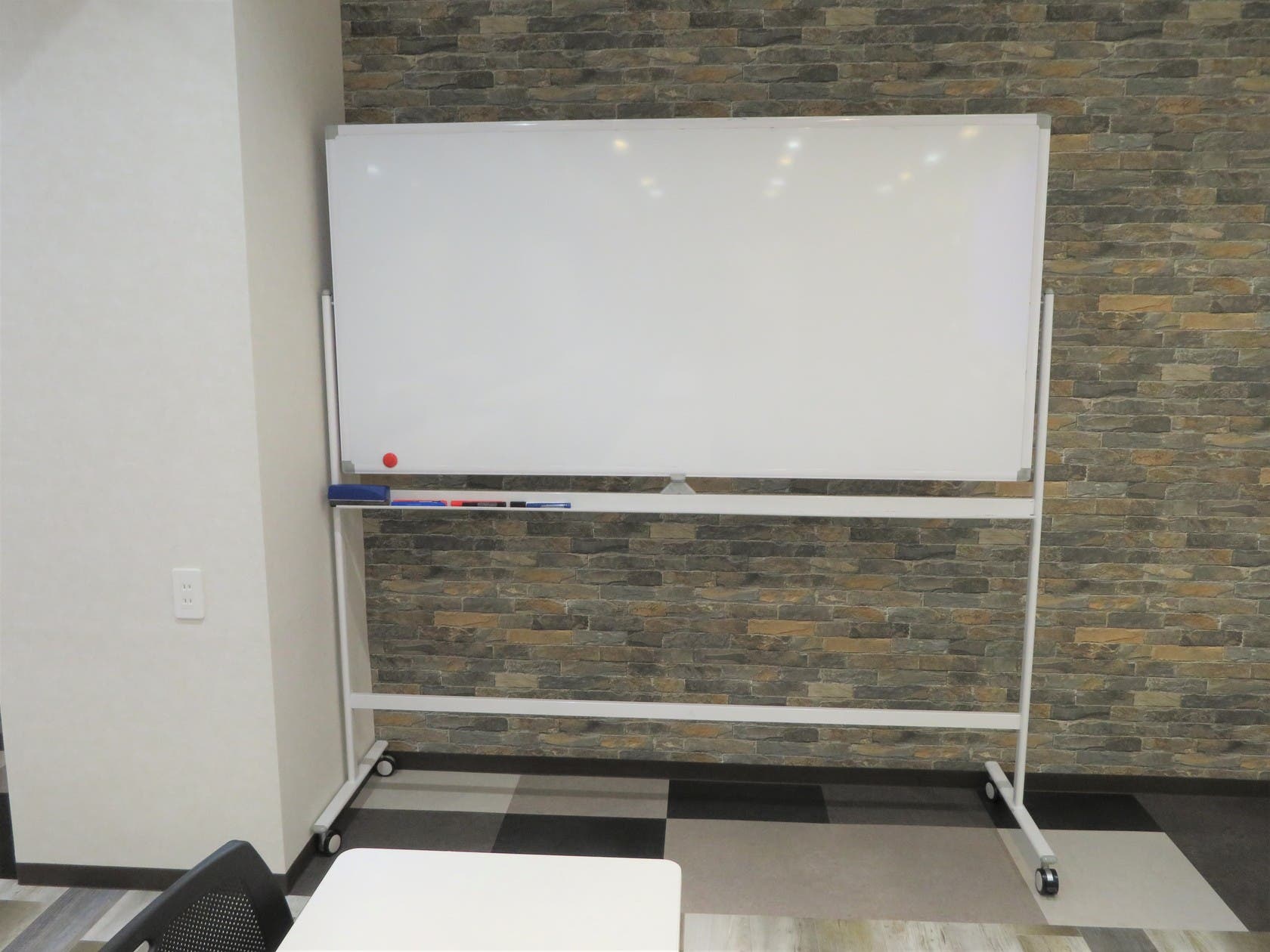 【愛媛・松山】最大50名収容可能の万能スペースの写真9