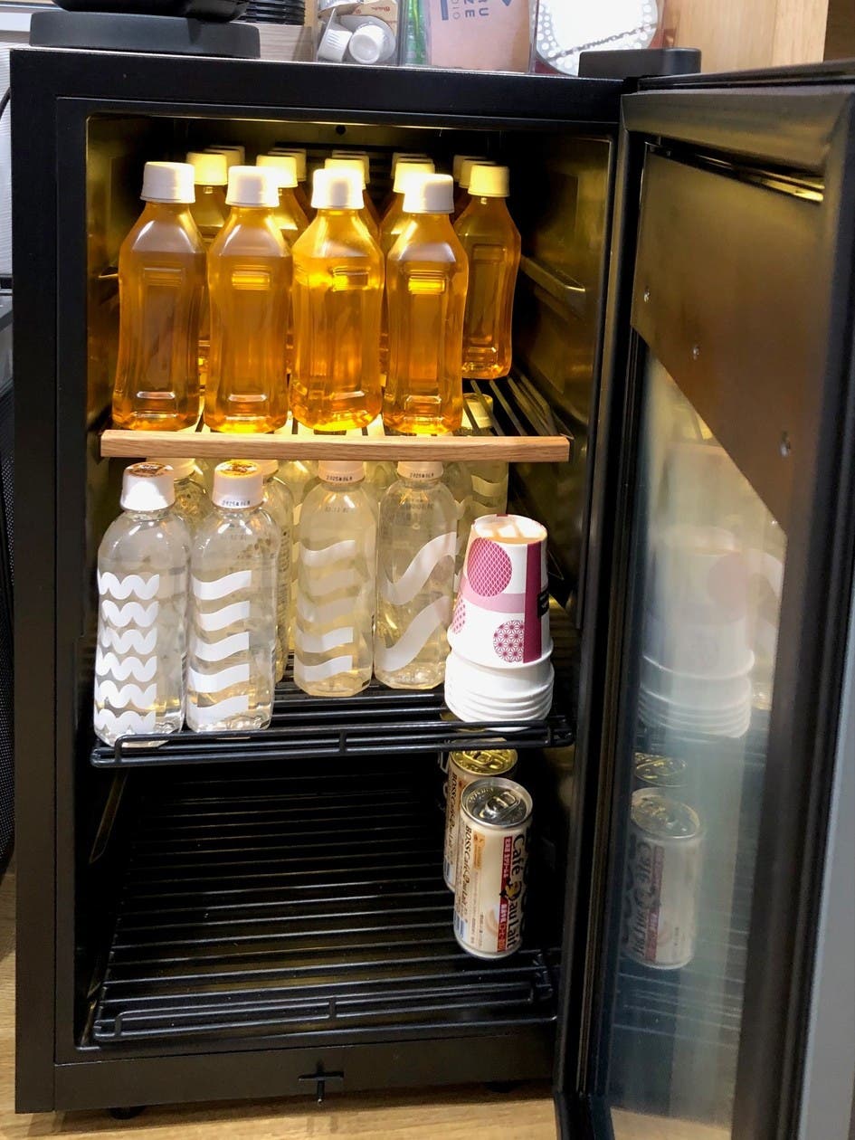 淡路町駅徒歩２分。手ぶらで配信収録ｏｋ！ カメラ・ミキサー・モニター完備！ セミナー配信(控え室あり)や対談にも。の写真5