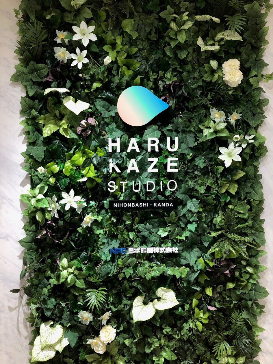 淡路町駅徒歩２分。手ぶらで配信収録ｏｋ！ カメラ・ミキサー・モニター完備！ セミナー配信(控え室あり)や対談にも。の写真10