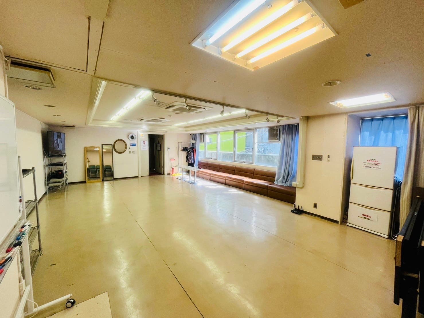 【ゴミ捨て半額❗️】最大７０名！会議、楽器演奏、楽屋、パーティー、ゲーム、騒げる用途も大歓迎❗️の写真4