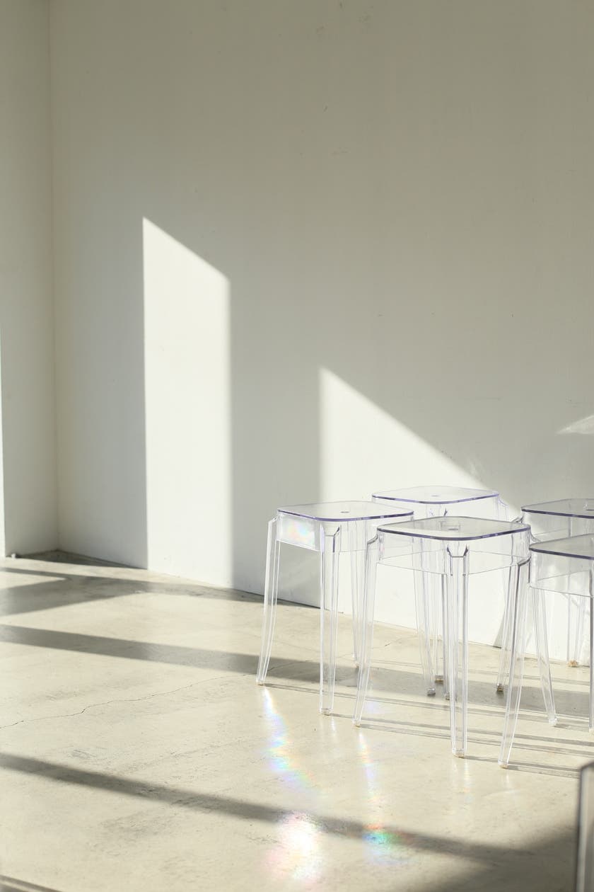 渋谷駅8分OZgallerystudioガラス張りの白い空間の写真5