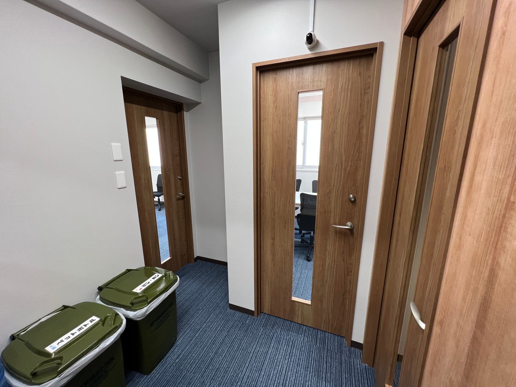 【中目黒駅徒歩1分以内◎】駅近！モニター付8名会議室（RoomB） ※予約時間前は入室不可の写真8