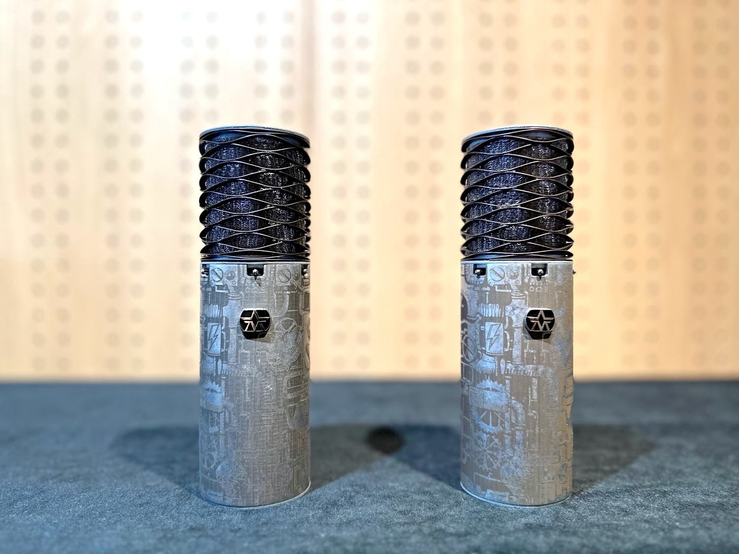 高級コンデンサーマイク（２本 ステレオ）の貸出しの画像1