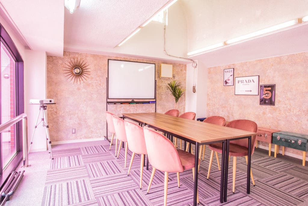 【阪急南方駅30秒！12名利用可！】綺麗！WiFi・プロジェクター・ホワイトボード全て無料！土足可！ふれあい貸し会議室 新大阪Aの写真8