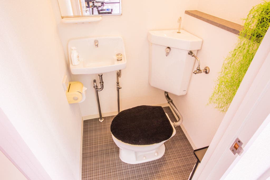 【阪急南方駅30秒！12名利用可！】綺麗！WiFi・プロジェクター・ホワイトボード全て無料！土足可！ふれあい貸し会議室 新大阪Aの写真13