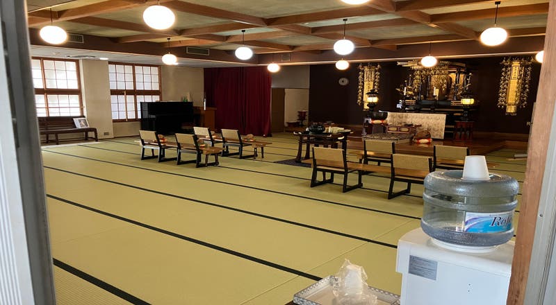 【観音寺】博多の真ん中にあるお寺の本堂🎵105畳の畳張りで、ピアノあり！ヨガ教室や習字教室にどうぞ。