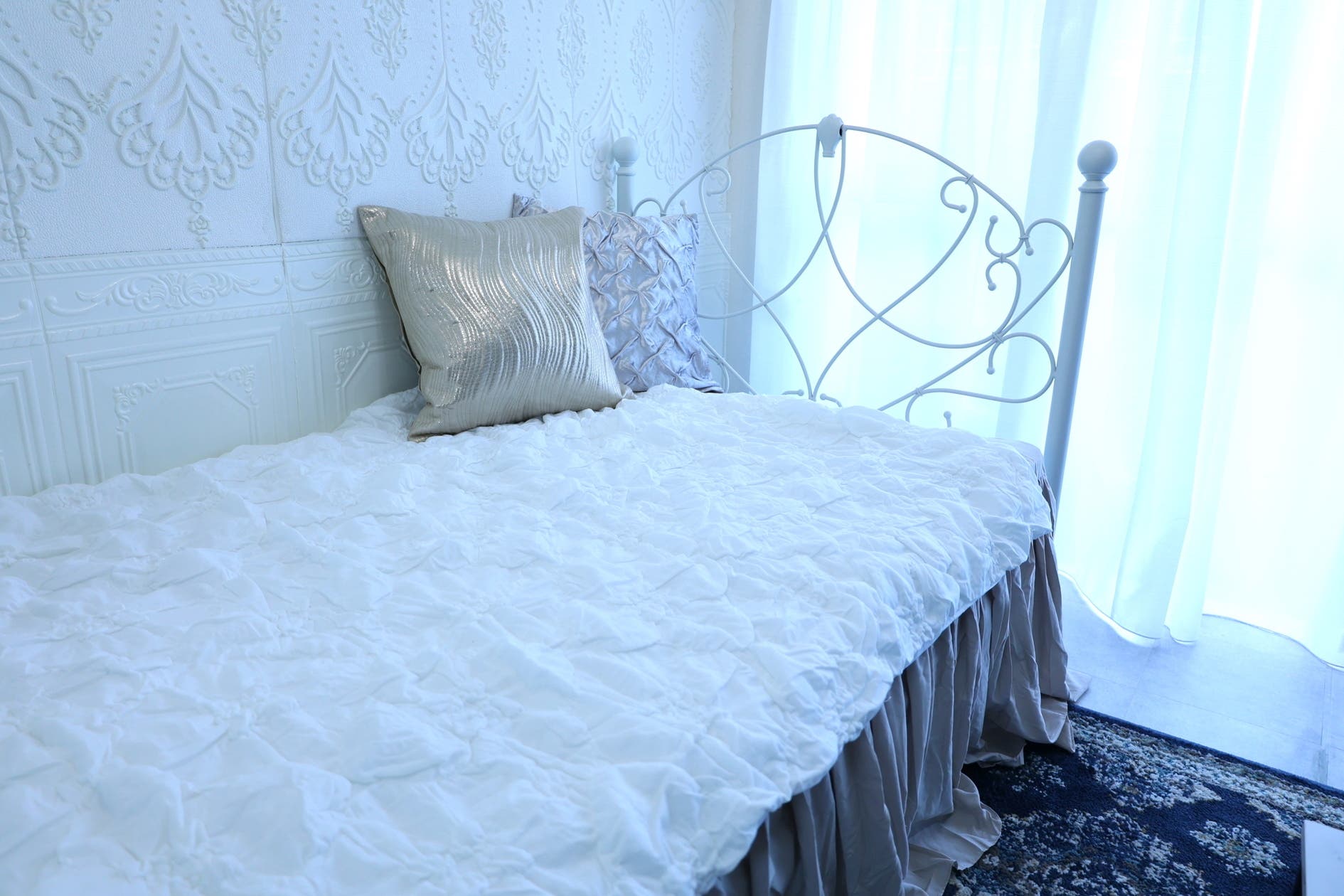 インスタ映え✨️ゴミ捨て可！自然光も入る池袋駅5分のスペース💎ミシン・DVD/Blu-rayプレイヤーありの写真5