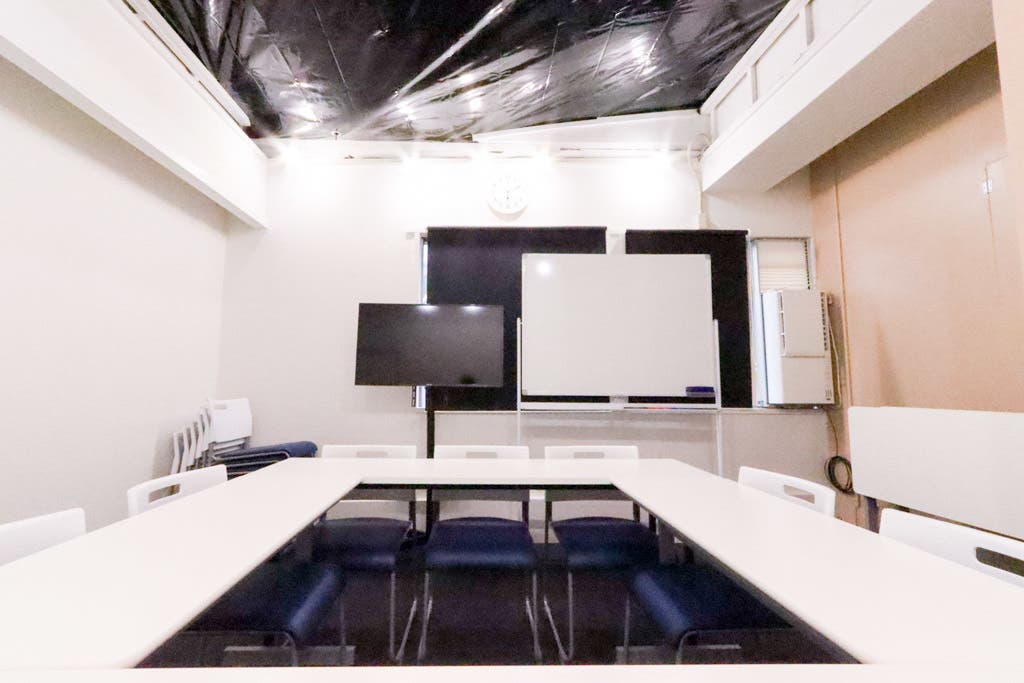 【横浜駅徒歩1分！高島屋すぐ！14名利用可！】大型モニター・ホワイトボード・WiFi全て無料！ふれあい貸し会議室 横浜No95の写真7