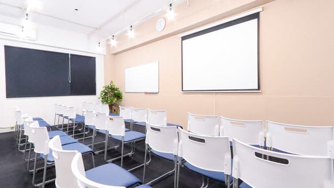 【横浜駅徒歩1分!高島屋すぐ!32名利用可!】プロジェクター・ホワイトボード・WiFi全て無料!ふれあい貸し会議室 横浜No94の写真11