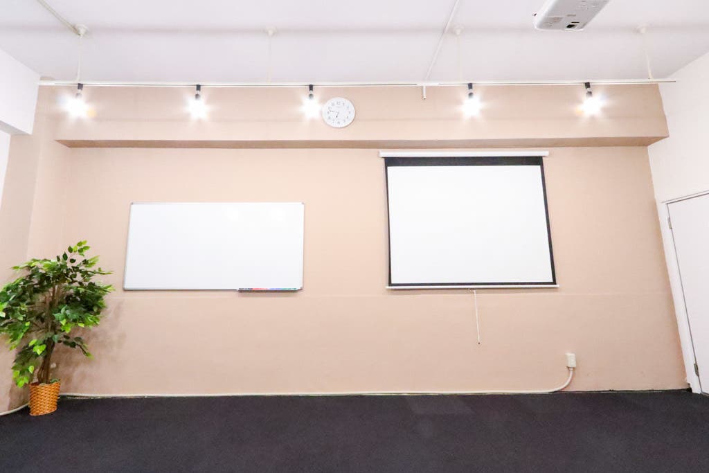 【横浜駅徒歩1分！高島屋すぐ！32名利用可！】プロジェクター・ホワイトボード・WiFi全て無料！ふれあい貸し会議室 横浜No94の写真15
