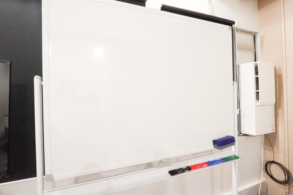 【横浜駅徒歩1分！高島屋すぐ！14名利用可！】大型モニター・ホワイトボード・WiFi全て無料！ふれあい貸し会議室 横浜No95の写真20