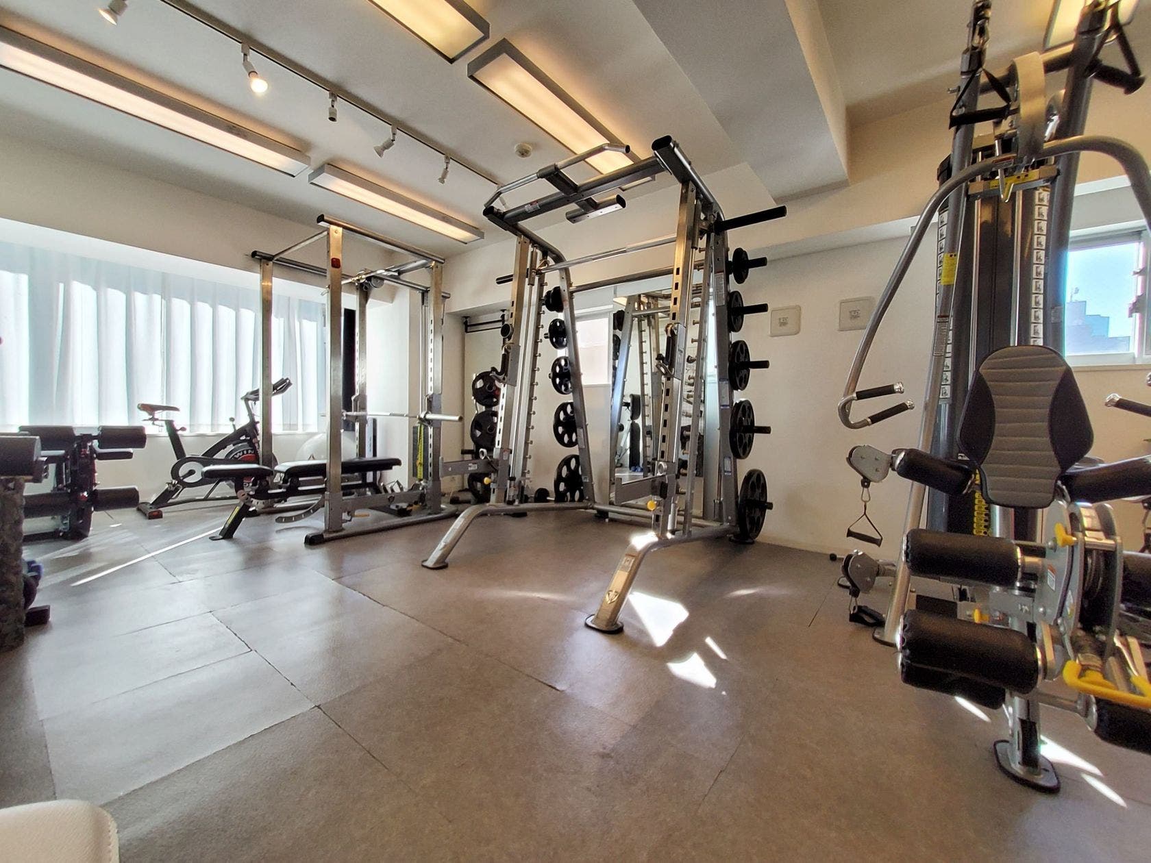 東銀座駅から徒歩4分の完全貸切ジムの写真6