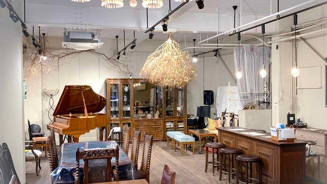 大阪梅田から徒歩圏内!グランドピアノ常設!天井も高く落ち着いた空間!の写真1