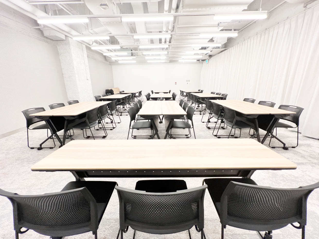 名古屋会議室 広⼩路本町 ROOM A（B1階）【栄駅徒歩4分！最大53名！会議やセミナーにおすすめ】の写真12