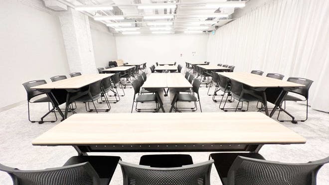 名古屋会議室 広⼩路本町 ROOM A(B1階)【栄駅徒歩4分!最大53名!会議やセミナーにおすすめ】の写真12