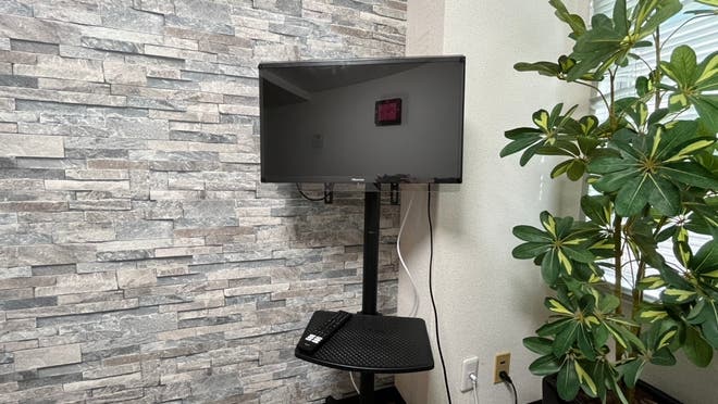 RAKUNA御茶ノ水【御茶ノ水駅徒歩1分!】イスリニューアル★光回線導入!Wi-Fi・プロジェクター・テレビモニター無料完備♪の写真7