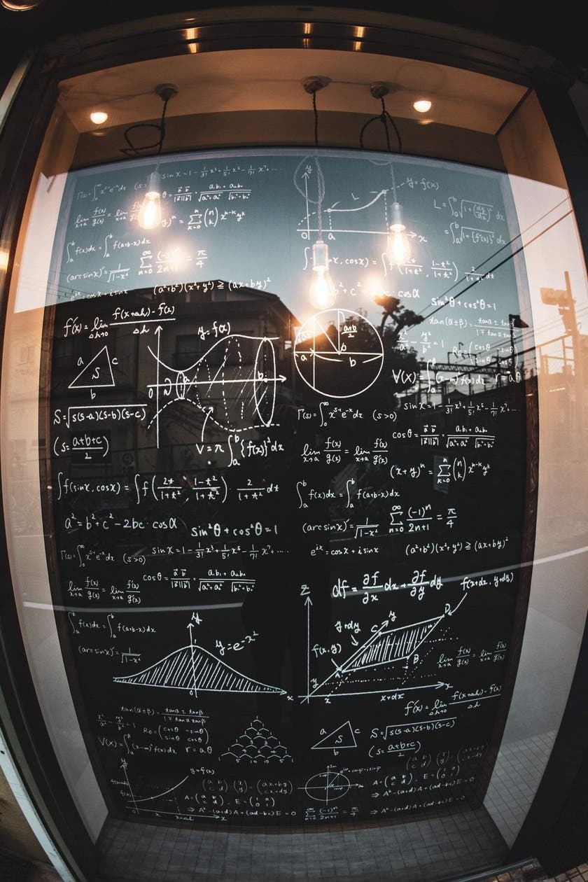 能勢電鉄滝山駅下車後踏切を渡ったところにあるオシャレな学習塾の写真5