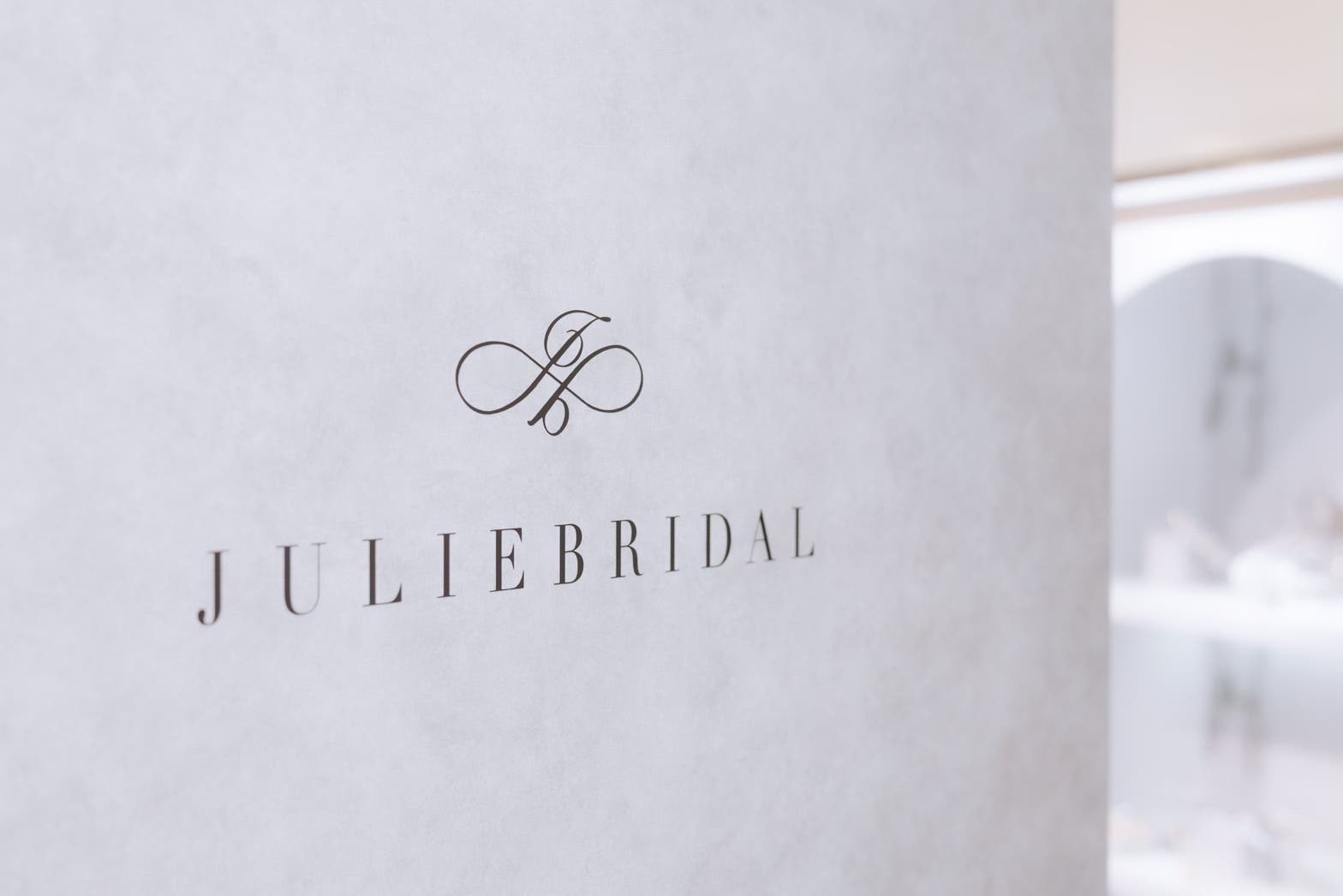 東銀座駅徒歩4分、新橋駅徒歩8分にある閑静な立地にあるフリーサロンの写真2