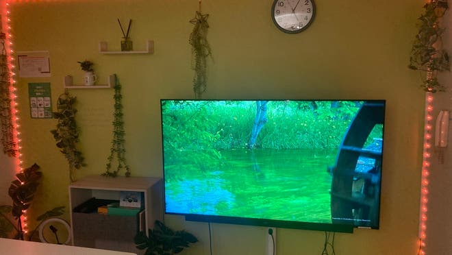 動画配信見放題❣リピート割あり❣駅近徒歩4分♪朝活歓迎📚超大型❣65型TV📺で動画鑑賞🎥プレゼンやセミナー📖の写真9