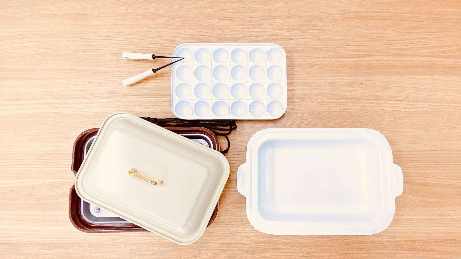 ホットプレート［たこ焼きプレート付］の画像1