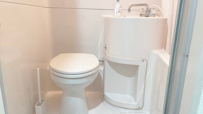 【高田馬場徒歩2分】NEW OPEN23年9月✨白基調🏠人気ゲーム🎮女子会🍾テレワ💻大型TV・プロジェクター・ネトフリ・アマプラの写真7