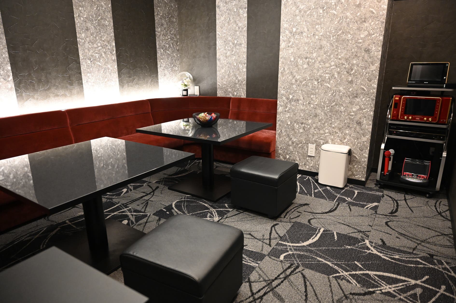 🎤カラオケルーム貸切🎤(※9時～18時)の画像1