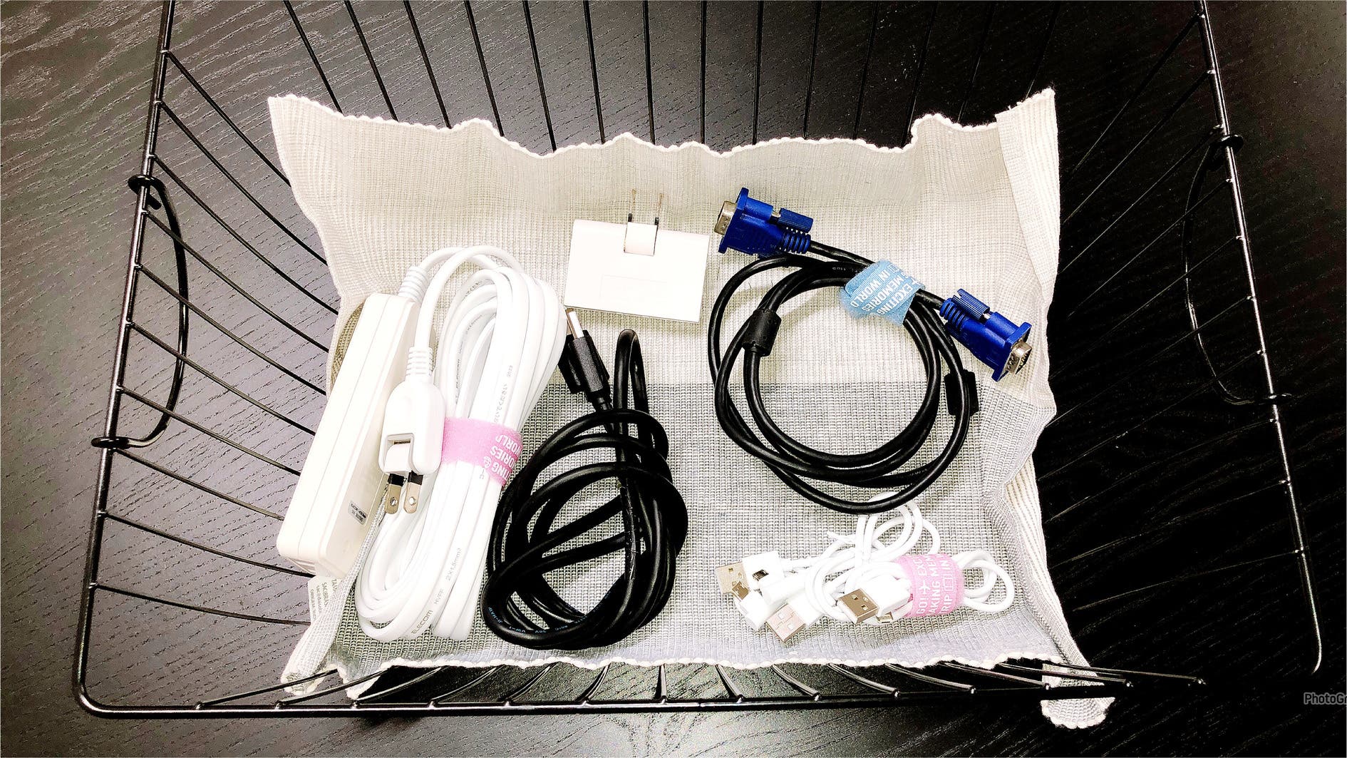 神田駅東口徒歩2分/1日プラン24h/会議/ボードゲーム/オフ会/50型モニター/冷蔵庫/レンジ/大型デスクの写真9