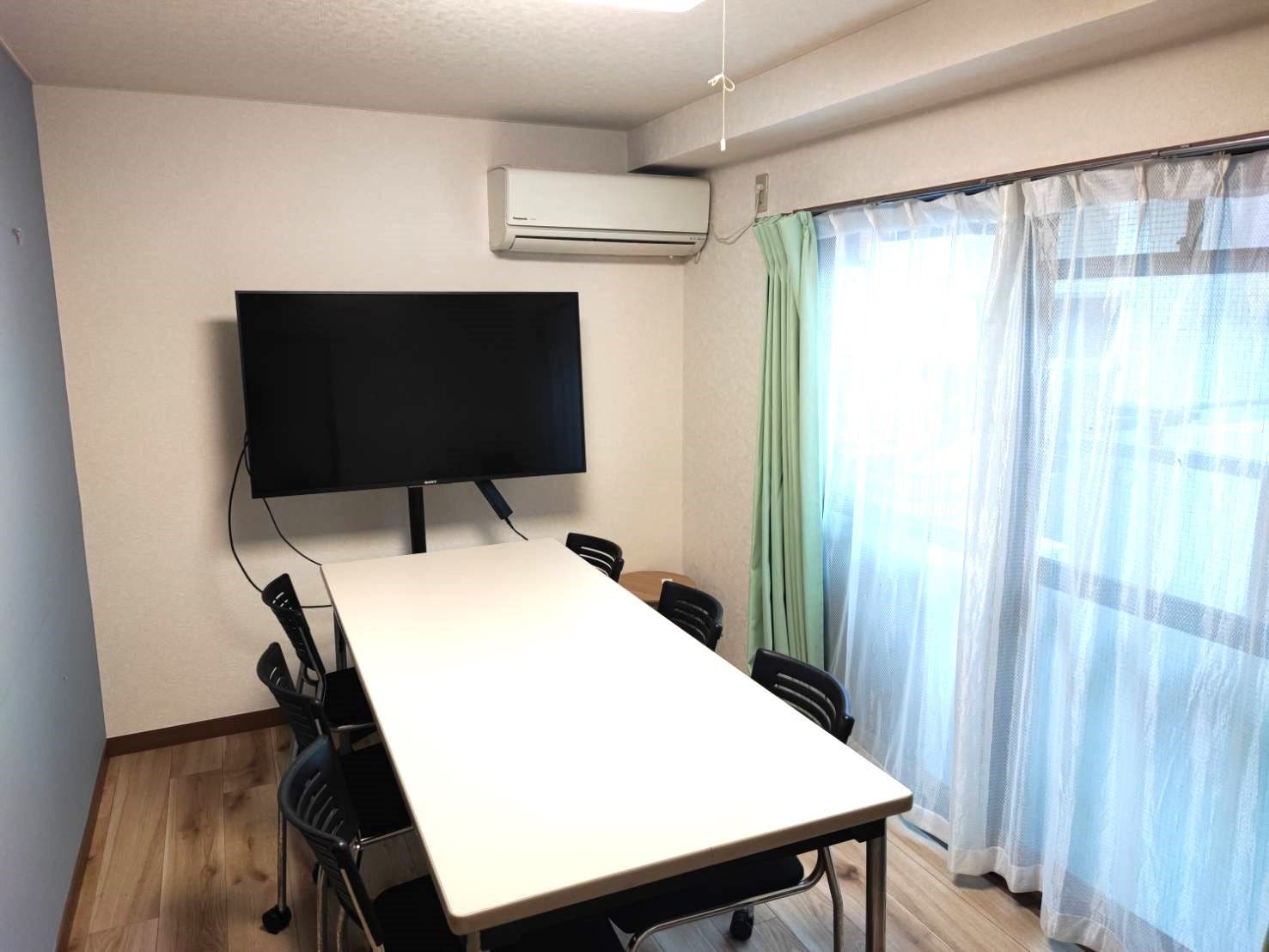 【大井町駅徒歩3分】豊強ビル完全個室 会議室（６名）49インチ４Kディスプレイ、高速WIFI、ホワイトボード、電子レンジ無料★の写真4