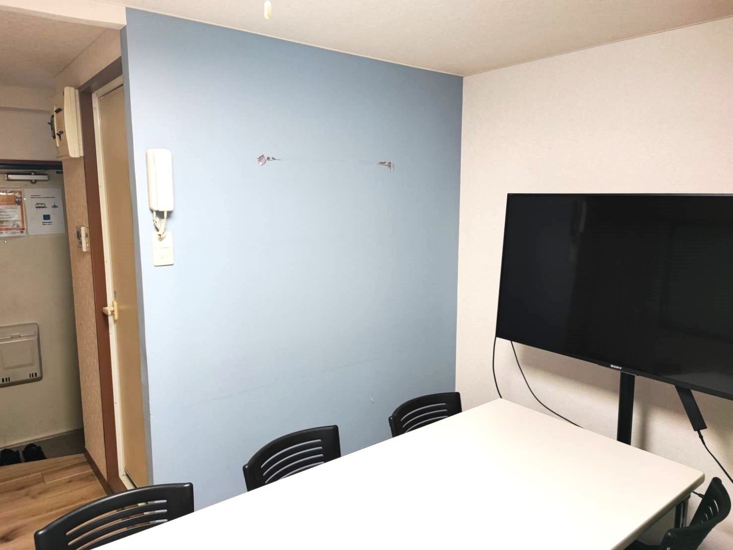 【大井町駅徒歩3分】豊強ビル完全個室 会議室（６名）49インチ４Kディスプレイ、高速WIFI、ホワイトボード、電子レンジ無料★の写真13