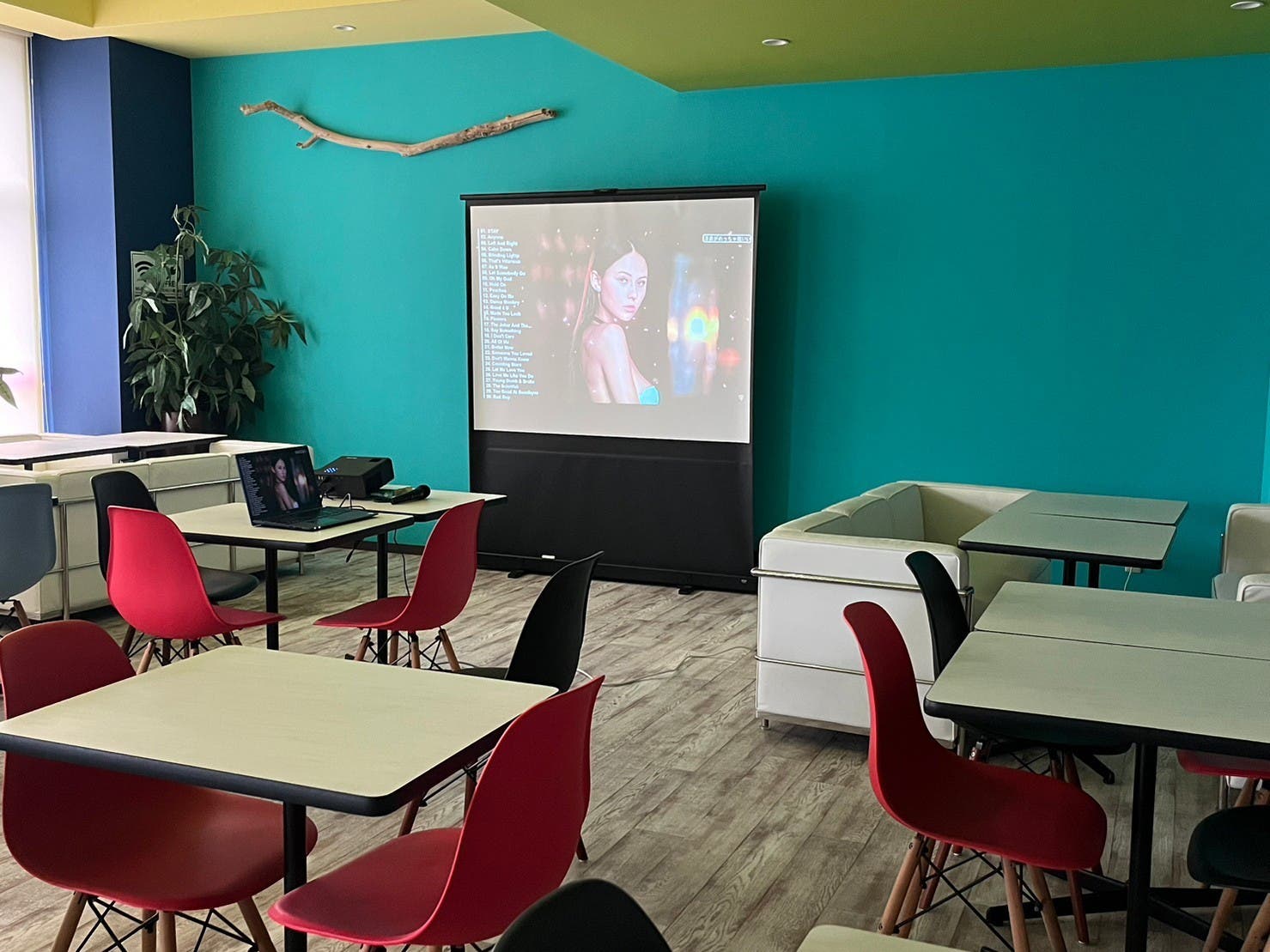 ◆名護市◆【完全貸切でのご案内】ホテル内レストラン！少人数～最大7０名まで対応可能◆プロジェクター・駐車場あり◆の写真10