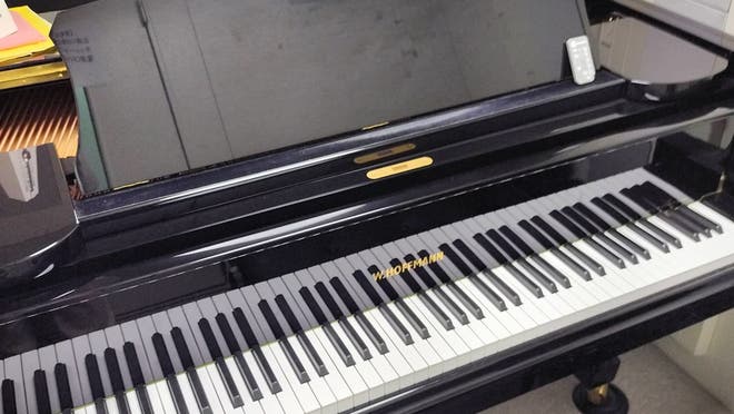 スタジオA/3畳グランドピアノHOFFMAM:T161の写真1