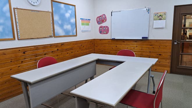 <市ヶ尾プラーザビル1F> ヤマハ音楽教室内。お子様向けのレッスン、勉強会、ワークショップにも。Wi-Fi・ホワイトボードありの写真1