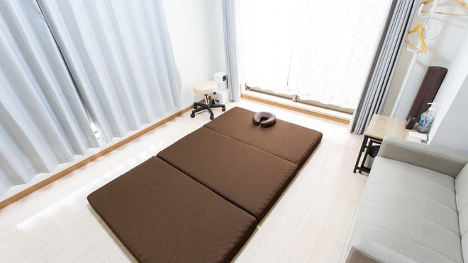 エミテラスから徒歩1分!24時間レンタルサロン 101号室!フリーを目指す整体師、セラピスト様を応援!ハンド・バスタオルつき!の写真4