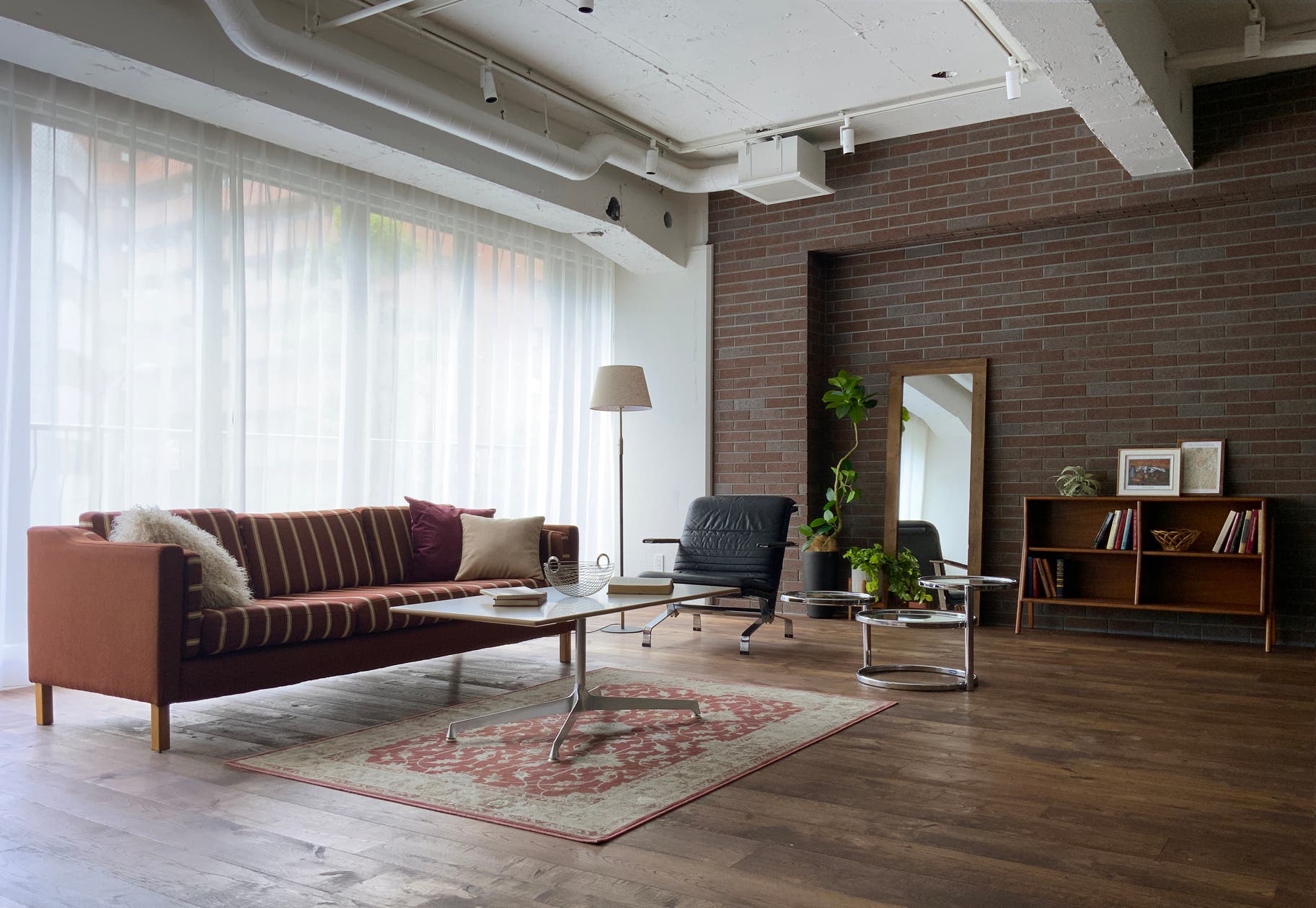 【TG studio 日本橋人形町/水天宮駅4分】アパレルのスチール撮影、対談ムービー、オフィスシーン撮影可能なレンタルスペースの写真2