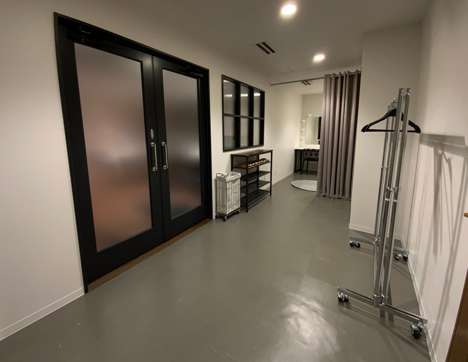 【TG studio 日本橋人形町/水天宮駅4分】アパレルのスチール撮影、対談ムービー、オフィスシーン撮影可能なレンタルスペースの写真13