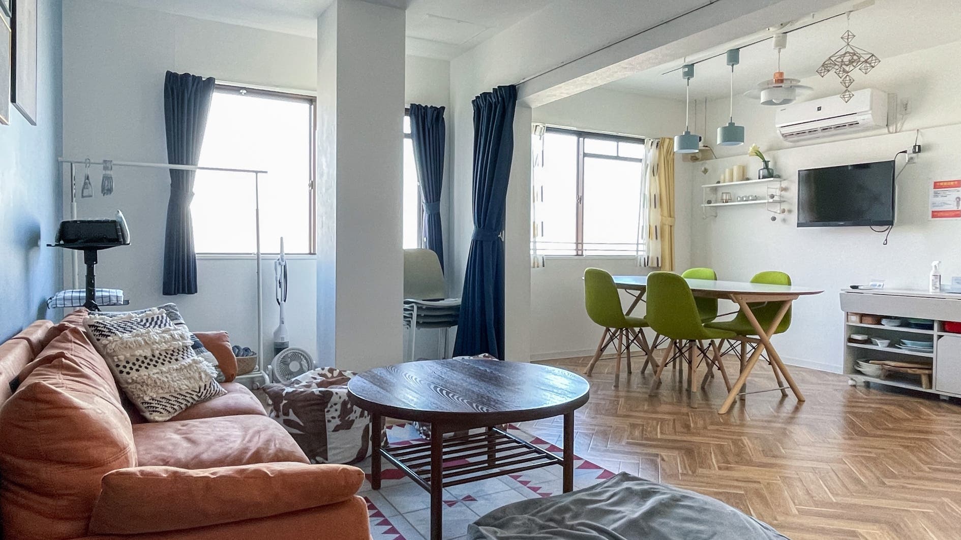 クリスマス装飾中🎅- The Room 605 -100㌅超プロジェクターでプライベートシアター📽オプション無料の写真5